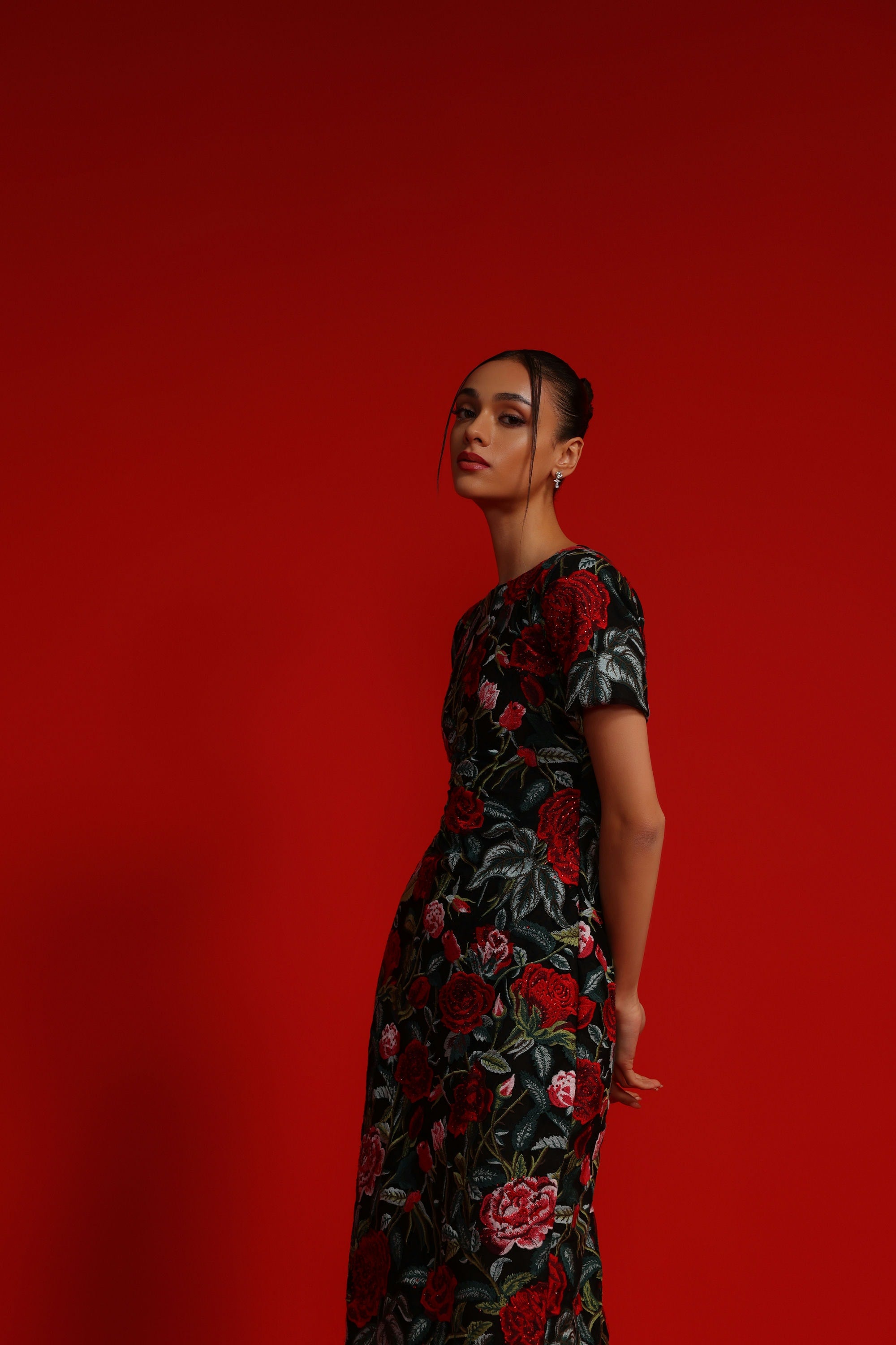BLACK AND RED ROSE FEATHER DRESS